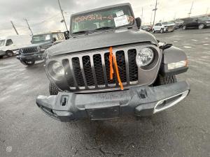 Pelēks Jeep Gladiator 2021 Ukmergė, ar dzinēja tilpumu 3.60 L un nobraukumu 86 tūkst. km par 21499 €, foto 21 vietnē AUTOMOTO.COM.LV