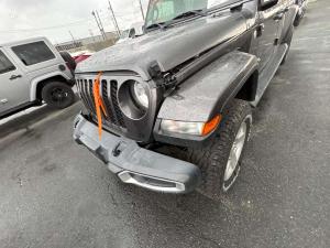 Pelēks Jeep Gladiator 2021 Ukmergė, ar dzinēja tilpumu 3.60 L un nobraukumu 86 tūkst. km par 21499 €, foto 24 vietnē AUTOMOTO.COM.LV