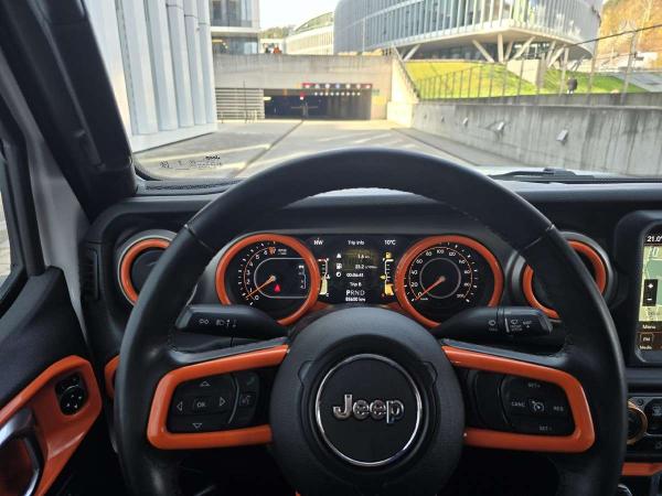 Balts Jeep Gladiator 2021 Viļņa, ar dzinēja tilpumu 3.60 L un nobraukumu 86 tūkst. km par 37100 €, foto 11 vietnē AUTOMOTO.COM.LV