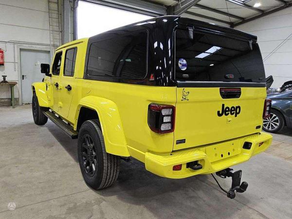 Dzeltens Jeep Gladiator 2023 Viļņa, ar dzinēja tilpumu 2.99 L un nobraukumu 29 tūkst. km par 39990 €, foto 4 vietnē AUTOMOTO.COM.LV