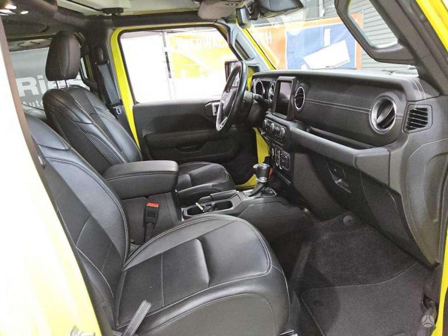 Dzeltens Jeep Gladiator 2023 Viļņa, ar dzinēja tilpumu 2.99 L un nobraukumu 29 tūkst. km par 39990 €, foto 8 vietnē AUTOMOTO.COM.LV