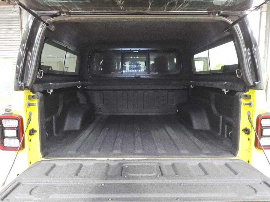 Dzeltens Jeep Gladiator 2023 Viļņa, ar dzinēja tilpumu 2.99 L un nobraukumu 29 tūkst. km par 39990 €, foto 14 vietnē AUTOMOTO.COM.LV