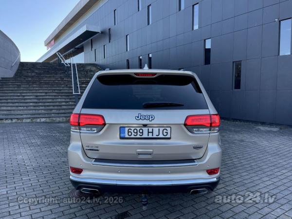 Smilšu krāsa Jeep Grand Cherokee 2014 Tartu, ar dzinēja tilpumu 3.00 L un nobraukumu 198 tūkst. km par 12999 €, foto 8 vietnē AUTOMOTO.COM.LV