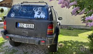 Melns Jeep Grand Cherokee 1995 Dobele, ar dzinēja tilpumu 4.00 L un nobraukumu 240 tūkst. km par 3000 €, foto 5 vietnē AUTOMOTO.COM.LV