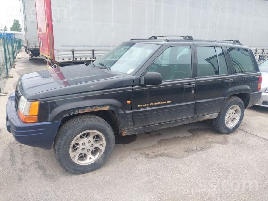 Melns Jeep Grand Cherokee 1998 Rīga, ar dzinēja tilpumu 4.00 L un nobraukumu 381 tūkst. km par 3350 €, foto 1 vietnē AUTOMOTO.COM.LV