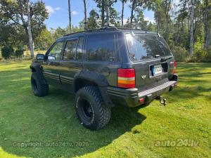 Melns Jeep Grand Cherokee 1998 Kuresāre, ar dzinēja tilpumu 5.90 L un nobraukumu 374 tūkst. km par 6100 €, foto 3 vietnē AUTOMOTO.COM.LV