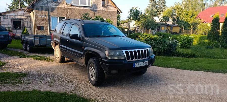 Melns Jeep Grand Cherokee 1999 Cēsis, ar dzinēja tilpumu 3.00 L un nobraukumu 315 tūkst. km par 3100 €, foto 1 vietnē AUTOMOTO.COM.LV