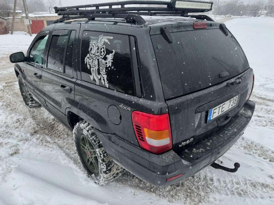 Melns Jeep Grand Cherokee 2001 Jonava, ar dzinēja tilpumu 3.12 L un nobraukumu 200 tūkst. km par 1900 €, foto 5 vietnē AUTOMOTO.COM.LV