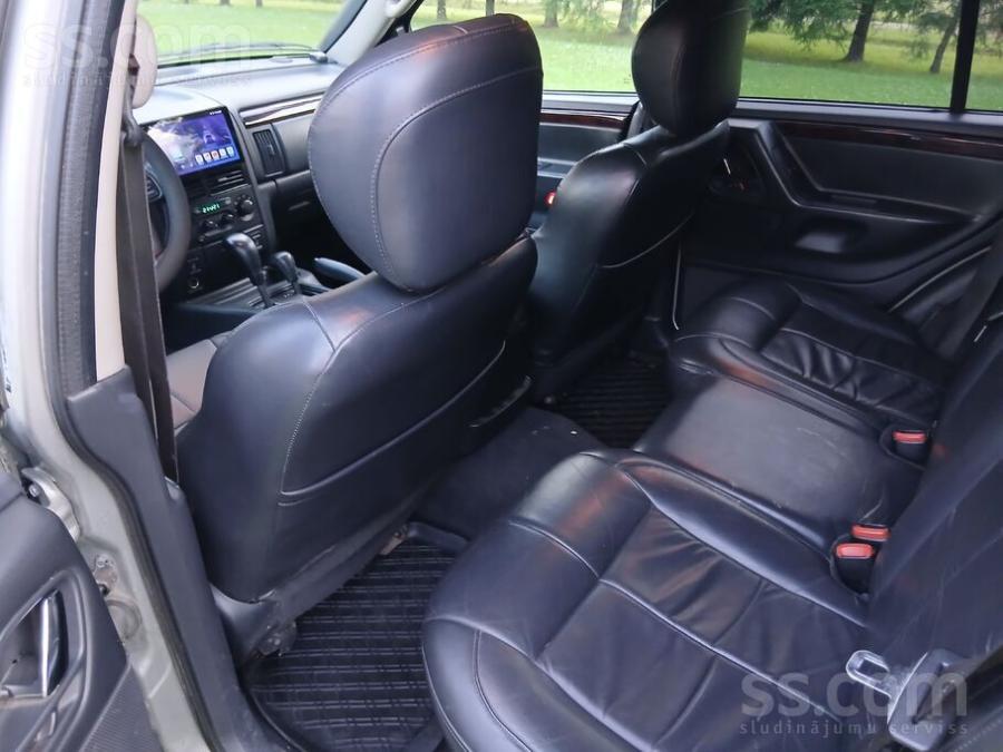Melns Jeep Grand Cherokee 2002 Jēkabpils, ar dzinēja tilpumu 2.70 L un nobraukumu 370 tūkst. km par 4200 €, foto 9 vietnē AUTOMOTO.COM.LV