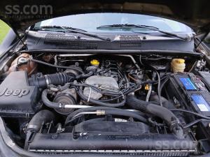 Melns Jeep Grand Cherokee 2002 Jēkabpils, ar dzinēja tilpumu 2.70 L un nobraukumu 370 tūkst. km par 4200 €, foto 11 vietnē AUTOMOTO.COM.LV