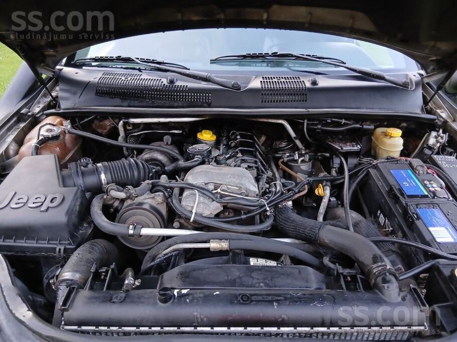 Melns Jeep Grand Cherokee 2002 Jēkabpils, ar dzinēja tilpumu 2.70 L un nobraukumu 370 tūkst. km par 4200 €, foto 11 vietnē AUTOMOTO.COM.LV