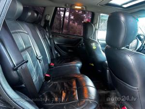 Melns Jeep Grand Cherokee 2002 Tallina, ar dzinēja tilpumu 2.70 L un nobraukumu 399 tūkst. km par 4100 €, foto 9 vietnē AUTOMOTO.COM.LV