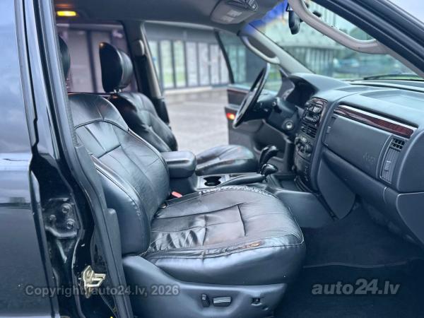 Черный Джип Гранд Чероки 2002 в Таллин, объемом двигателя 2.70 л и пробегом 248 тыс. км за 2999 €, фото 10 на AUTOMOTO.COM.LV