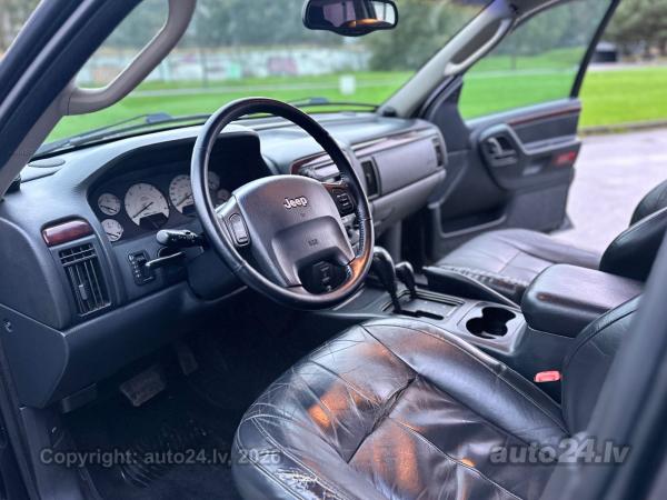Черный Джип Гранд Чероки 2002 в Таллин, объемом двигателя 2.70 л и пробегом 248 тыс. км за 2999 €, фото 11 на AUTOMOTO.COM.LV