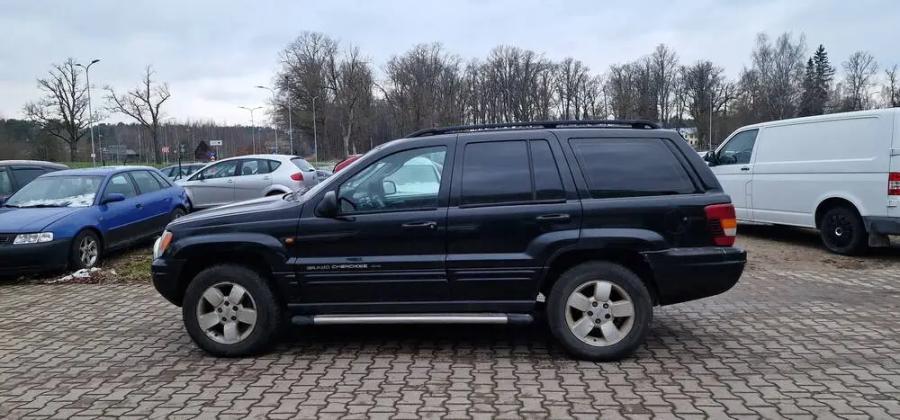 Melns Jeep Grand Cherokee 2003 Valmiera, ar dzinēja tilpumu 2.70 L un nobraukumu 312 tūkst. km par 2700 €, foto 7 vietnē AUTOMOTO.COM.LV