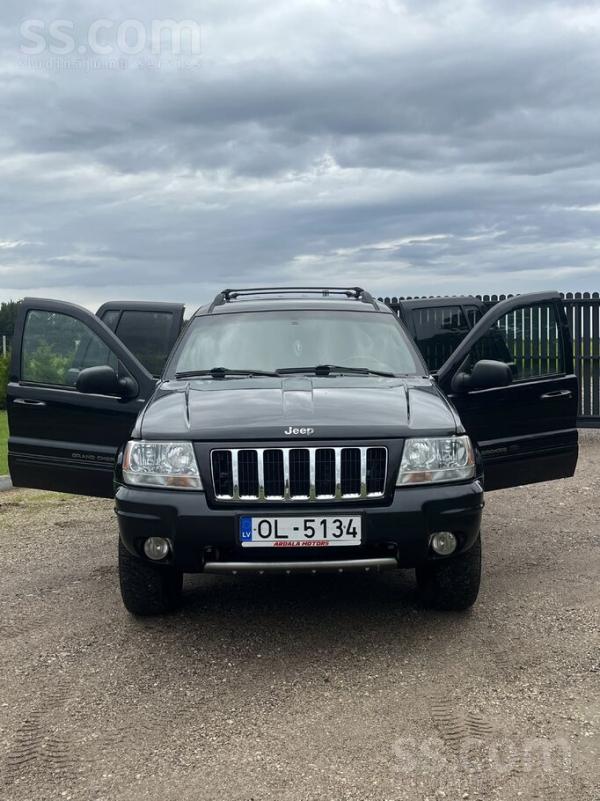 Melns Jeep Grand Cherokee 2003 Rīga, ar dzinēja tilpumu 2.70 L un nobraukumu 0 tūkst. km par 4900 €, foto 3 vietnē AUTOMOTO.COM.LV
