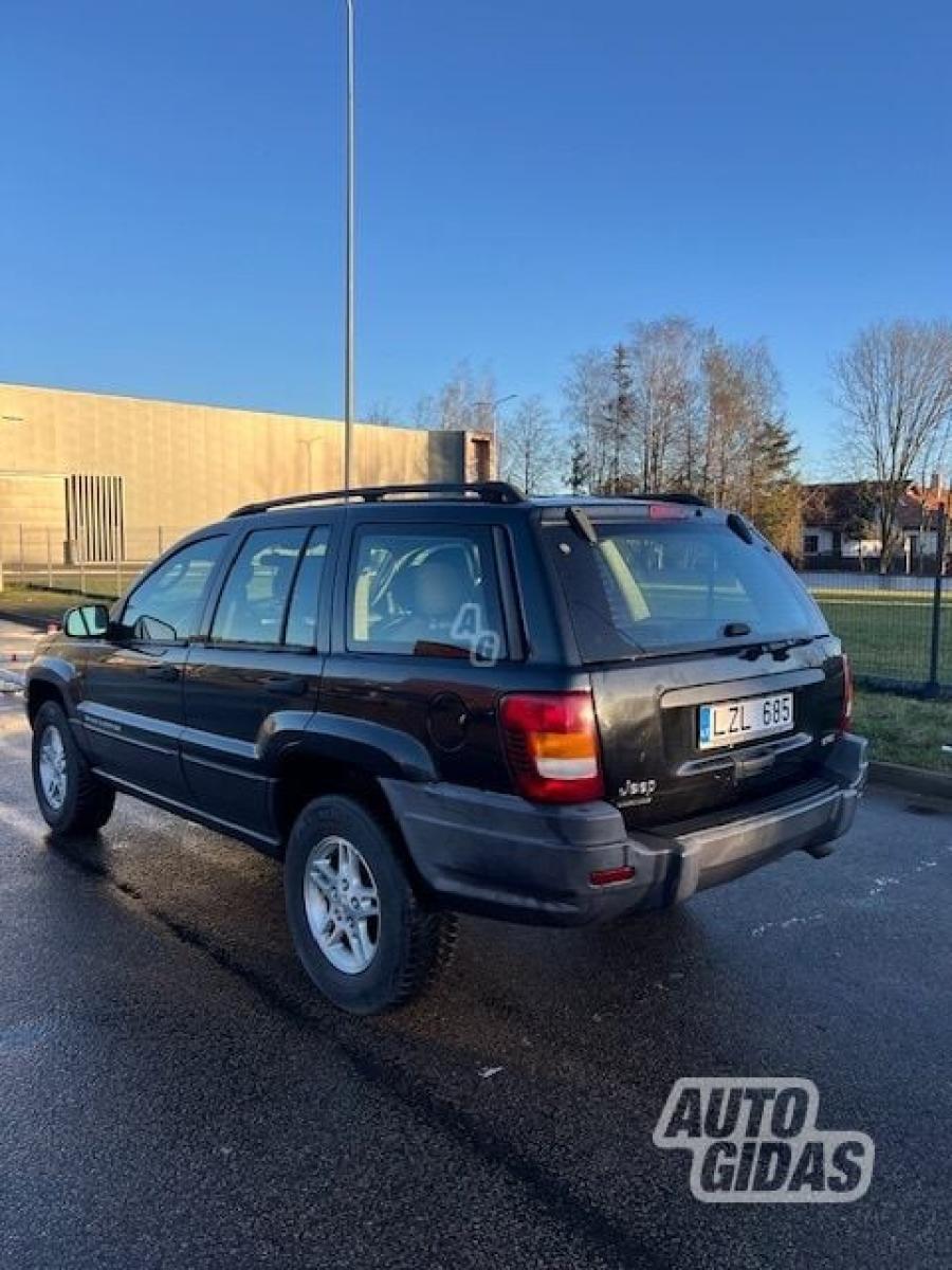 Melns Jeep Grand Cherokee 2004 Kauņa, ar dzinēja tilpumu 2.70 L un nobraukumu 238 tūkst. km par 4750 €, foto 8 vietnē AUTOMOTO.COM.LV