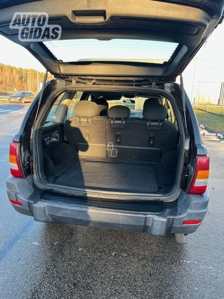 Melns Jeep Grand Cherokee 2004 Kauņa, ar dzinēja tilpumu 2.70 L un nobraukumu 238 tūkst. km par 4750 €, foto 9 vietnē AUTOMOTO.COM.LV