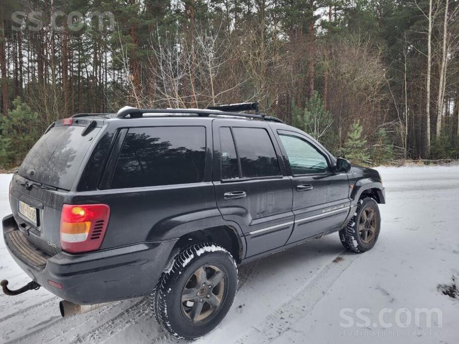 Black Jeep Grand Cherokee 2004 in Daugavpils, with an engine capacity of 2.70 L and mileage of 360 thousand km for 4800 €, photo 6 on AUTOMOTO.COM.LV