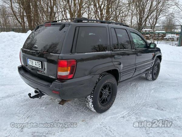 Melns Jeep Grand Cherokee 2004 Tallina, ar dzinēja tilpumu 2.70 L un nobraukumu 365 tūkst. km par 3800 €, foto 9 vietnē AUTOMOTO.COM.LV