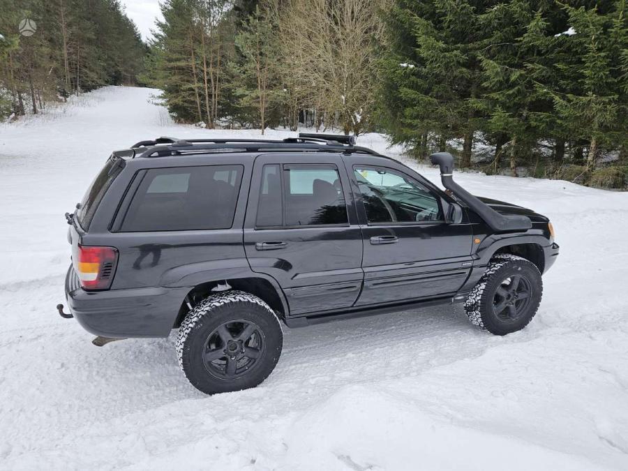 Melns Jeep Grand Cherokee 2004 Viļņa, ar dzinēja tilpumu 2.70 L un nobraukumu 196 tūkst. km par 6200 €, foto 5 vietnē AUTOMOTO.COM.LV
