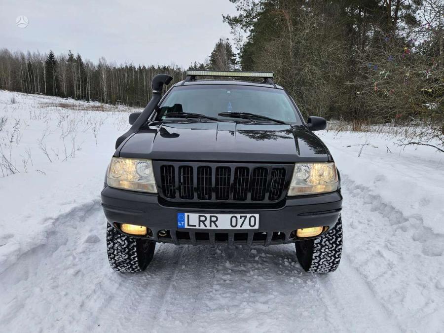 Melns Jeep Grand Cherokee 2004 Viļņa, ar dzinēja tilpumu 2.70 L un nobraukumu 196 tūkst. km par 6200 €, foto 6 vietnē AUTOMOTO.COM.LV