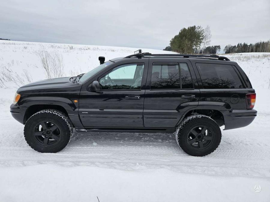 Melns Jeep Grand Cherokee 2004 Viļņa, ar dzinēja tilpumu 2.70 L un nobraukumu 196 tūkst. km par 6200 €, foto 7 vietnē AUTOMOTO.COM.LV