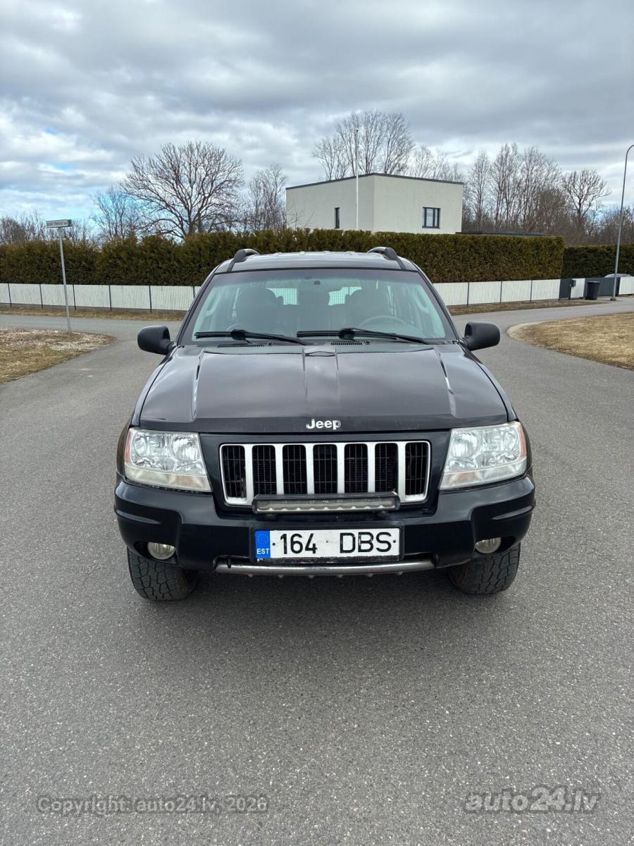 Black Jeep Grand Cherokee 2004 in Tallinn, with an engine capacity of 2.70 L and mileage of 330 thousand km for 3400 €, photo 2 on AUTOMOTO.COM.LV