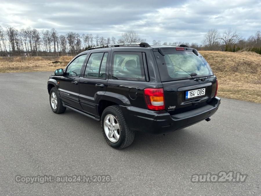 Black Jeep Grand Cherokee 2004 in Tallinn, with an engine capacity of 2.70 L and mileage of 330 thousand km for 3400 €, photo 7 on AUTOMOTO.COM.LV