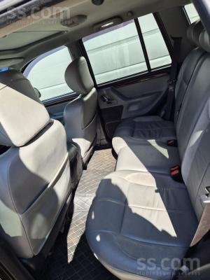 Melns Jeep Grand Cherokee 2004 Rīga, ar dzinēja tilpumu 2.70 L un nobraukumu 231 tūkst. km par 6200 €, foto 9 vietnē AUTOMOTO.COM.LV
