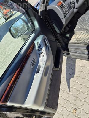 Melns Jeep Grand Cherokee 2004 Rīga, ar dzinēja tilpumu 2.70 L un nobraukumu 231 tūkst. km par 6200 €, foto 10 vietnē AUTOMOTO.COM.LV