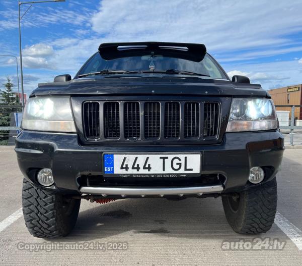 Black Jeep Grand Cherokee 2004 in Tartu, with an engine capacity of 2.70 L and mileage of 213 thousand km for 5499 €, photo 9 on AUTOMOTO.COM.LV