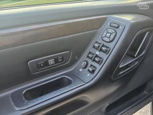 Black Jeep Grand Cherokee 2004 in Vilnius, with an engine capacity of 4.00 L and mileage of 207 thousand km for 2550 €, photo 10 on AUTOMOTO.COM.LV