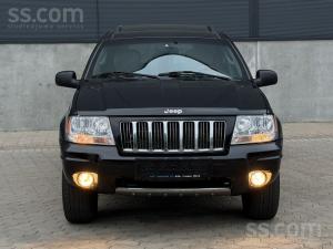 Black Jeep Grand Cherokee 2005 in Riga, with an engine capacity of 2.70 L and mileage of 0 thousand km for 8940 €, photo 3 on AUTOMOTO.COM.LV
