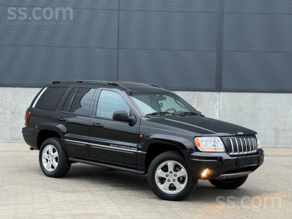 Black Jeep Grand Cherokee 2005 in Riga, with an engine capacity of 2.70 L and mileage of 0 thousand km for 8940 €, photo 4 on AUTOMOTO.COM.LV