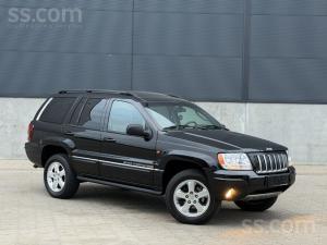 Black Jeep Grand Cherokee 2005 in Riga, with an engine capacity of 2.70 L and mileage of 0 thousand km for 8940 €, photo 4 on AUTOMOTO.COM.LV