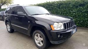 Black Jeep Grand Cherokee 2005 in Kaunas, with an engine capacity of 2.99 L and mileage of 300 thousand km for 4250 €, photo  on AUTOMOTO.COM.LV