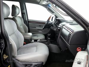 Melns Jeep Grand Cherokee 2005 Tallina, ar dzinēja tilpumu 2.70 L un nobraukumu 191 tūkst. km par 3199 €, foto 7 vietnē AUTOMOTO.COM.LV