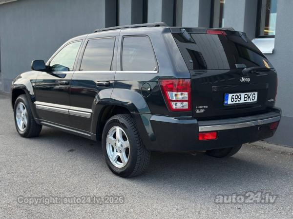 Melns Jeep Grand Cherokee 2005 Tallina, ar dzinēja tilpumu 3.00 L un nobraukumu 229 tūkst. km par 3299 €, foto 4 vietnē AUTOMOTO.COM.LV
