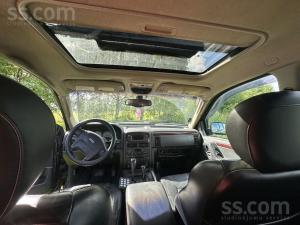 Melns Jeep Grand Cherokee 2005 Rīga, ar dzinēja tilpumu 2.70 L un nobraukumu 323 tūkst. km par 3900 €, foto 16 vietnē AUTOMOTO.COM.LV