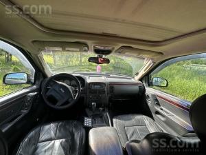 Melns Jeep Grand Cherokee 2005 Rīga, ar dzinēja tilpumu 2.70 L un nobraukumu 323 tūkst. km par 3900 €, foto 19 vietnē AUTOMOTO.COM.LV