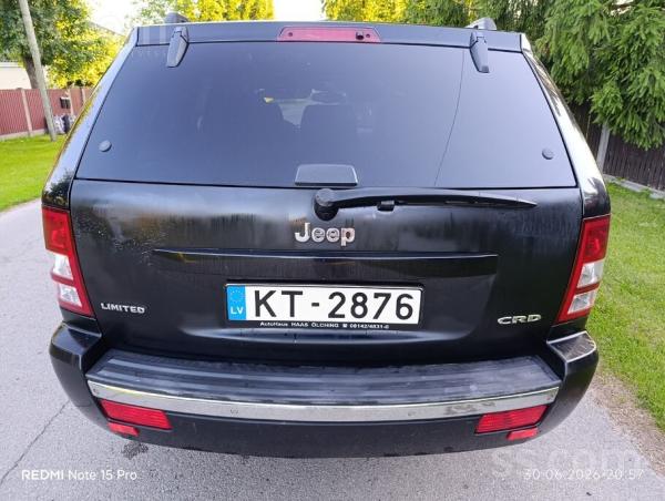 Black Jeep Grand Cherokee 2005 in Riga, with an engine capacity of 3.00 L and mileage of 234 thousand km for 3950 €, photo 9 on AUTOMOTO.COM.LV