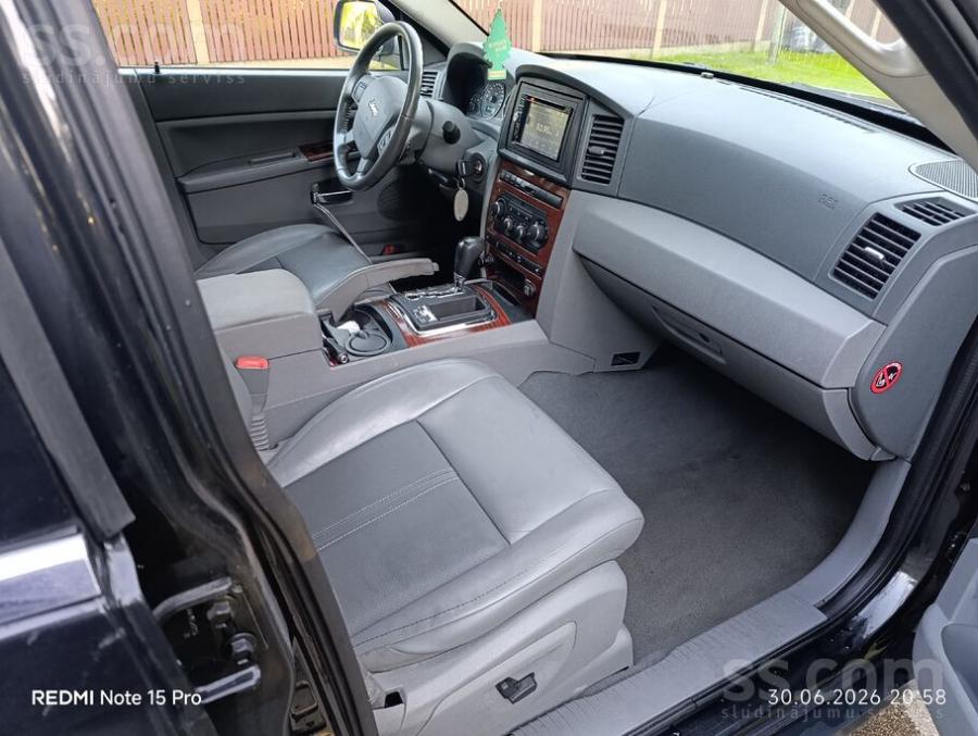 Melns Jeep Grand Cherokee 2005 Rīga, ar dzinēja tilpumu 3.00 L un nobraukumu 234 tūkst. km par 3950 €, foto 19 vietnē AUTOMOTO.COM.LV