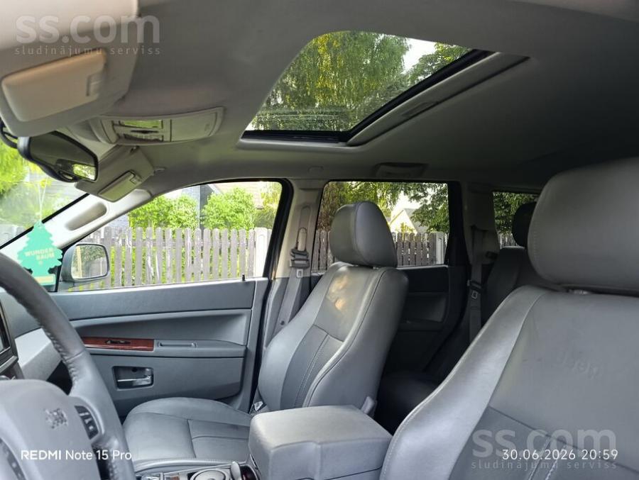 Melns Jeep Grand Cherokee 2005 Rīga, ar dzinēja tilpumu 3.00 L un nobraukumu 234 tūkst. km par 3950 €, foto 25 vietnē AUTOMOTO.COM.LV