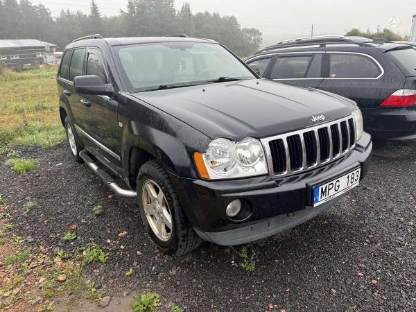 Melns Jeep Grand Cherokee 2005 Širvintos, ar dzinēja tilpumu 2.99 L un nobraukumu 343 tūkst. km par 4399 €, foto 3 vietnē AUTOMOTO.COM.LV