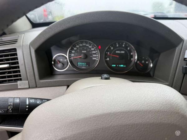 Melns Jeep Grand Cherokee 2005 Širvintos, ar dzinēja tilpumu 2.99 L un nobraukumu 343 tūkst. km par 4399 €, foto 8 vietnē AUTOMOTO.COM.LV