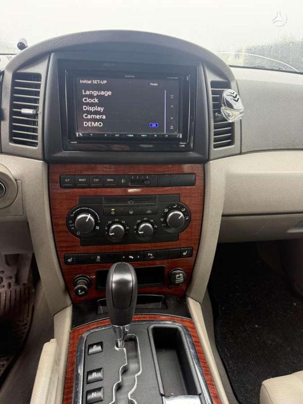 Melns Jeep Grand Cherokee 2005 Širvintos, ar dzinēja tilpumu 2.99 L un nobraukumu 343 tūkst. km par 4399 €, foto 9 vietnē AUTOMOTO.COM.LV