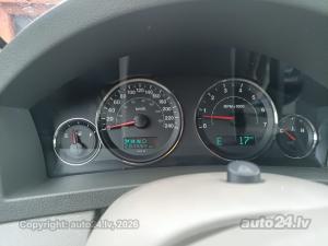 Melns Jeep Grand Cherokee 2005 Tallina, ar dzinēja tilpumu 3.00 L un nobraukumu 288 tūkst. km par 3500 €, foto 14 vietnē AUTOMOTO.COM.LV
