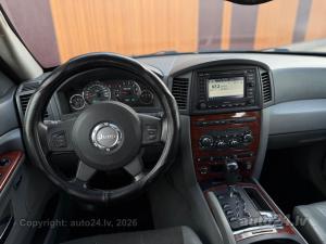 Melns Jeep Grand Cherokee 2005 Tartu, ar dzinēja tilpumu 3.00 L un nobraukumu 368 tūkst. km par 4000 €, foto 8 vietnē AUTOMOTO.COM.LV