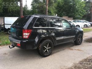 Melns Jeep Grand Cherokee 2006 Rīga, ar dzinēja tilpumu 3.00 L un nobraukumu 0 tūkst. km par 2750 €, foto 3 vietnē AUTOMOTO.COM.LV